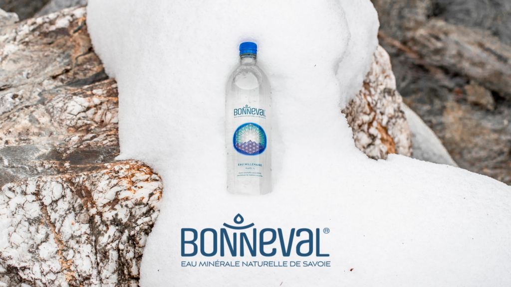 L'eau millénaire Bonneval Waters | Team Créatif